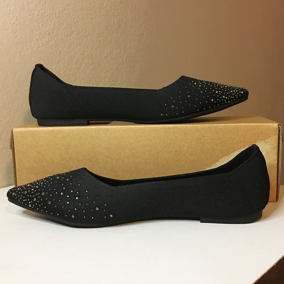 Venus Celia | Shoes | Venus Celia Black Rhinestone Pointed Toe Knit ...